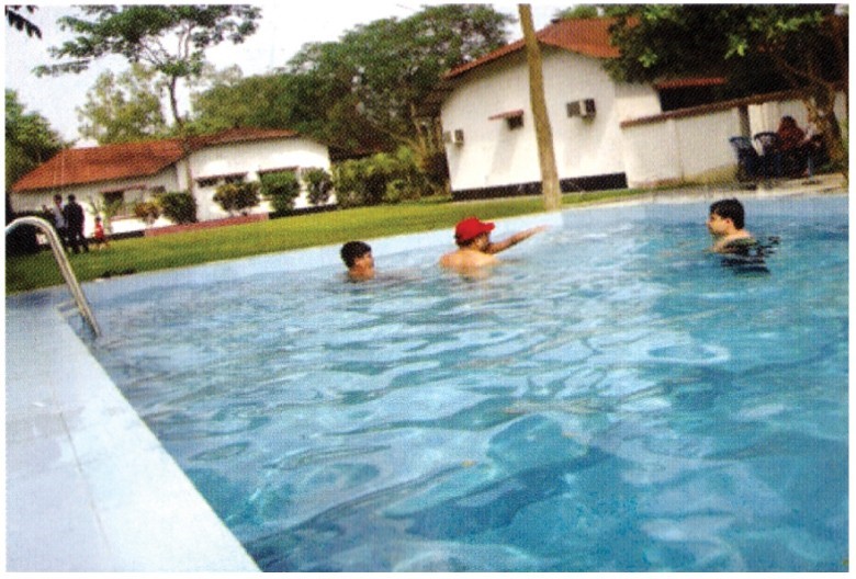 Swimming Pool - Elenga Resort